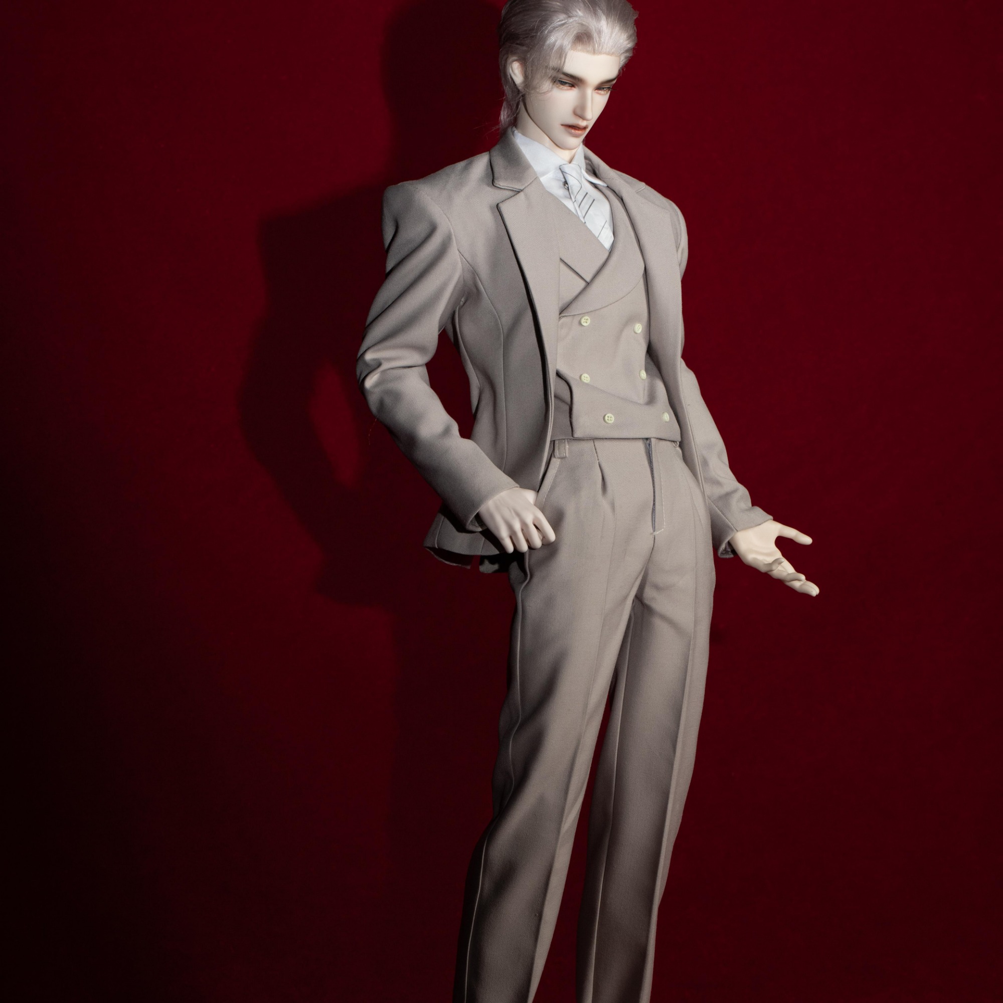 Baldwin IV Suit